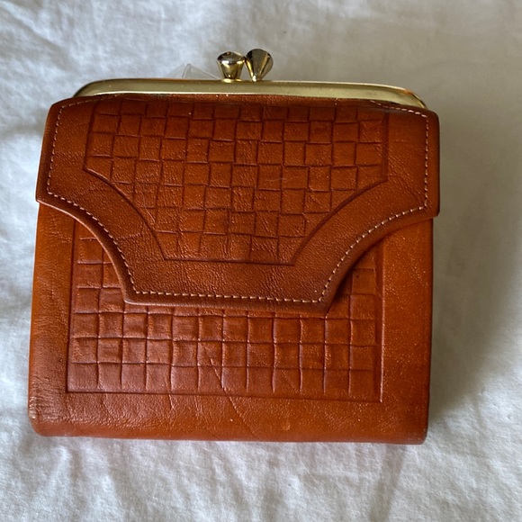 Princess Gardner | Bags | Vintage Leather Coin Purse Wallet | Poshmark